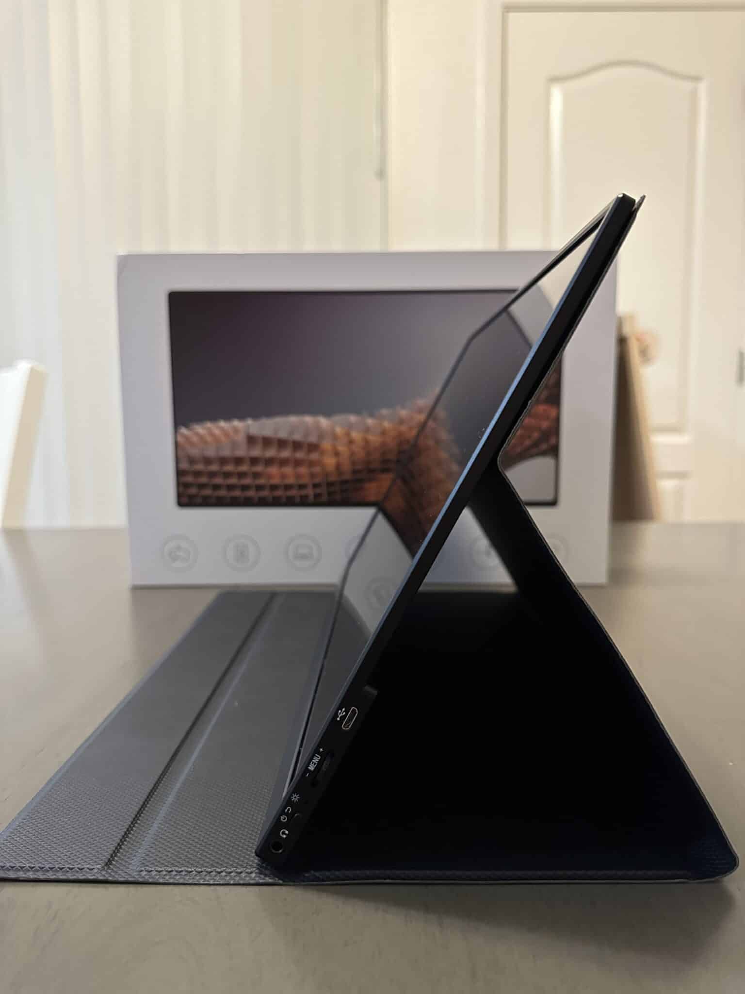 Hongo Knight 2 Review – 16.1-Inch 144Hz Portable Gaming Monitor ...