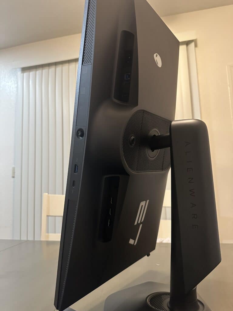 Alienware AW2725QF Review – 4K 1080p Dual Resolution Gaming Monitor